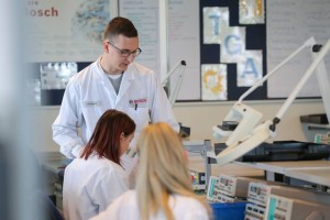 Robert Bosch Hatvan galéria - Lányok Napja